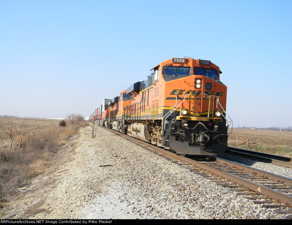 BNSF 7568